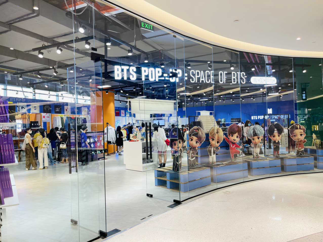 BTS POP UP SPACE OF BTS Opens Its First Store In Crescent Mall Ph BTS POP UP SPACE OF BTS Opens Its First Store In Crescent Mall Ph
